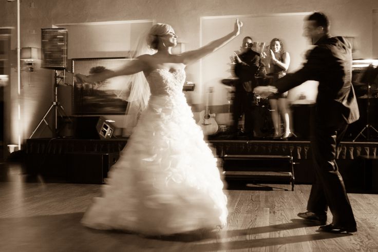 6 Tips for Finding a Great Wedding DJ